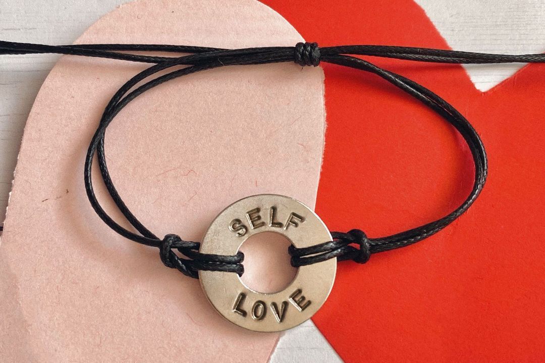 Encouraging Self-Love: A Daily Guide to Prioritizing Self-Care ...